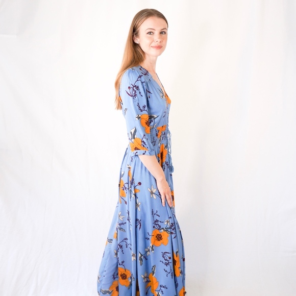 Jaase | Dresses | Jaase Harlow Floral Print Blue Indiana Maxi Dress ...
